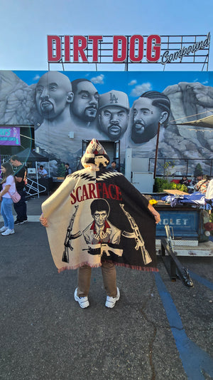 Poncho Hollywood Scarface Montana Fans Hollywood-Inspired Fleece Poncho ...